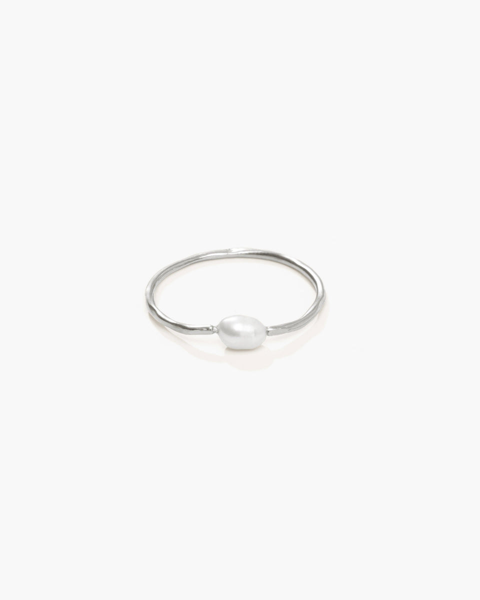 Thalassa Pearl Ring in Silver | En Route Jewelry