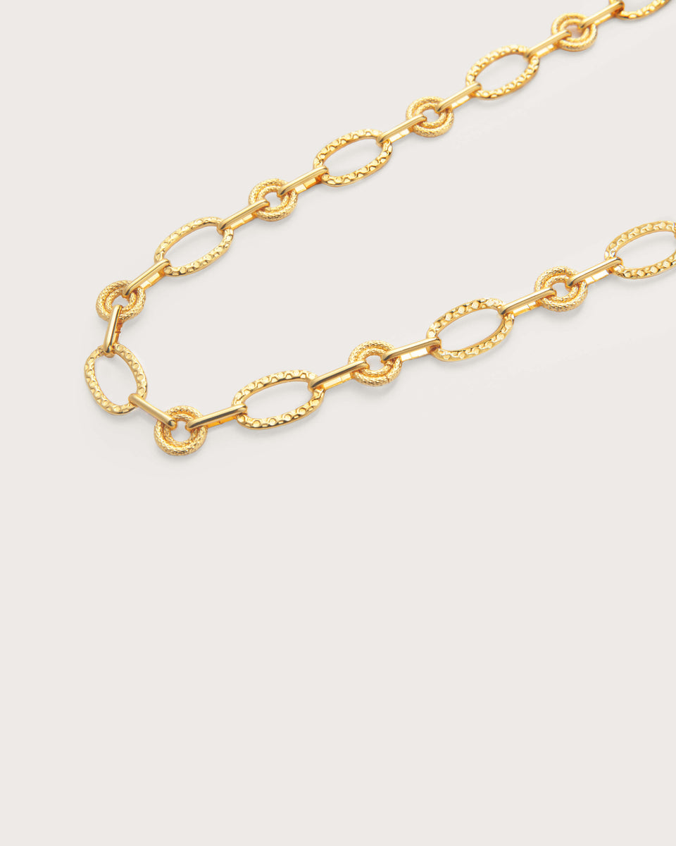 Textured Circle Link Necklace | en route jewelry
